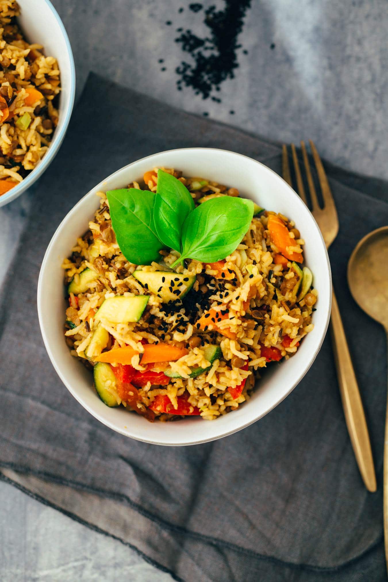 Fried rice with lentils (vegan, gluten-free) in 30 minutes