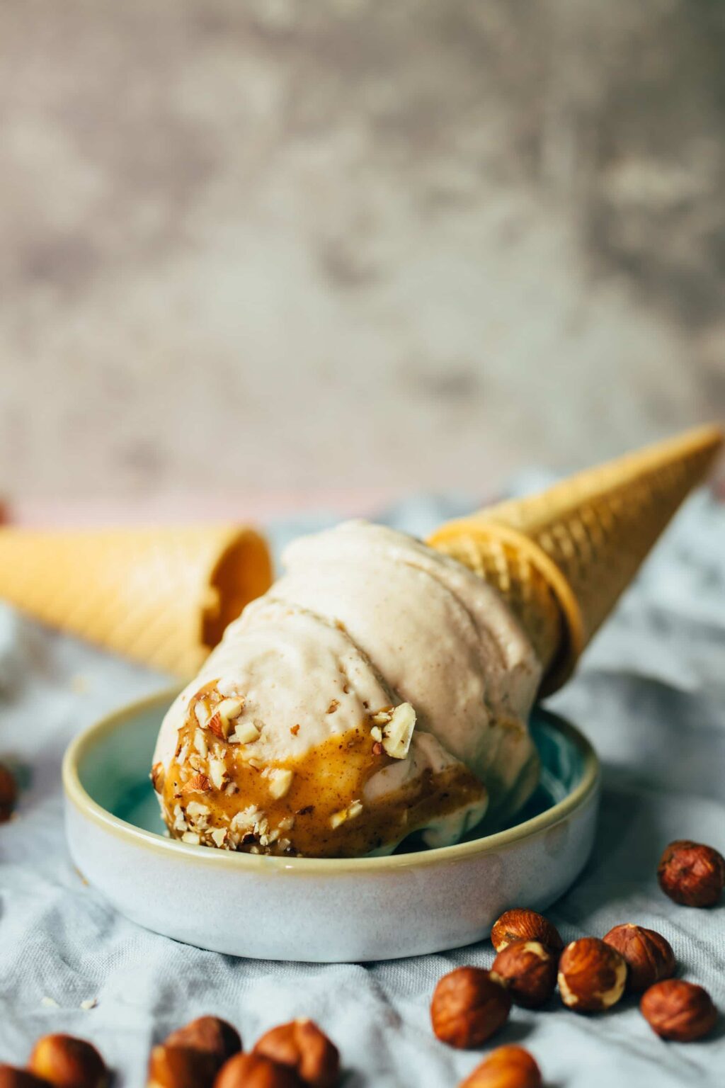 Creamy vegan hazelnut ice cream — VEGANE VIBES