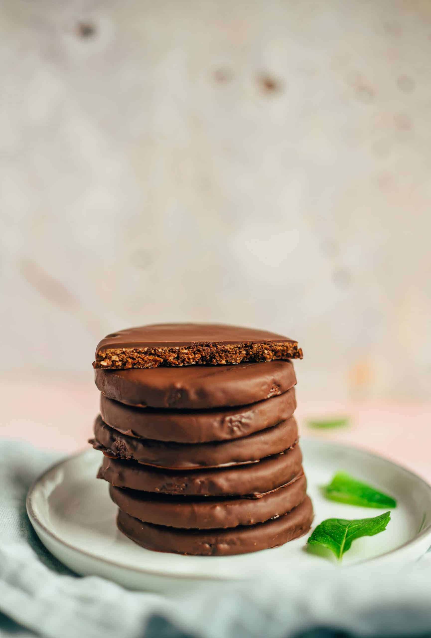 Vegan Thin Mints (gluten free & oil free) — VEGANE VIBES