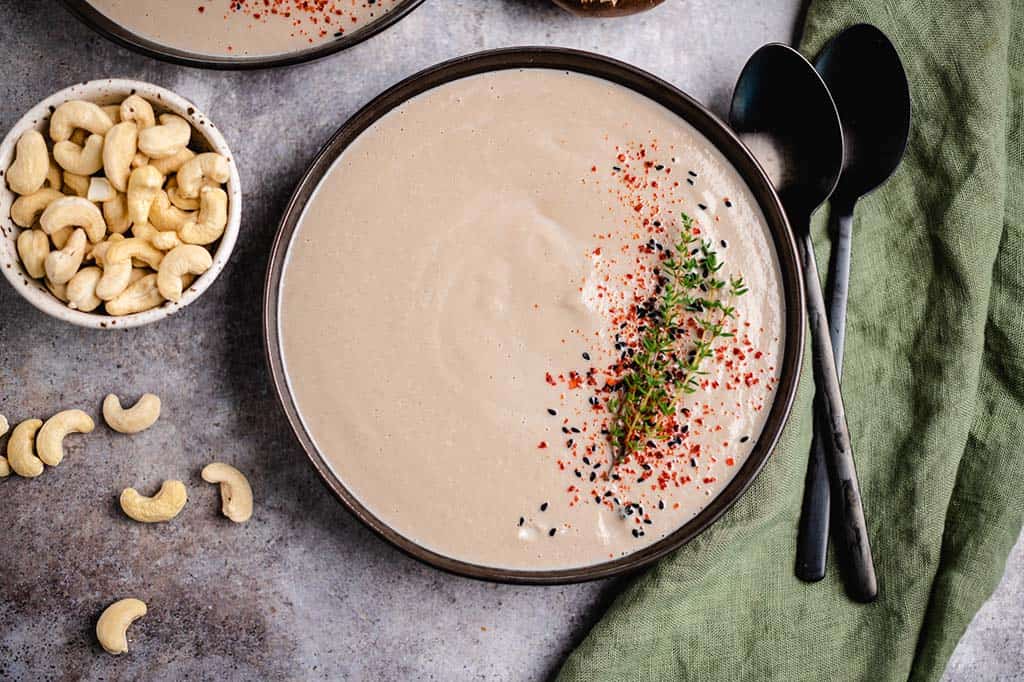 Creamy vegan mushroom soup (30 minutes) gf — VEGANE VIBES